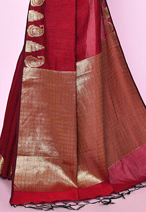 Red Saree: Buy Latest Red Sarees for Women Online