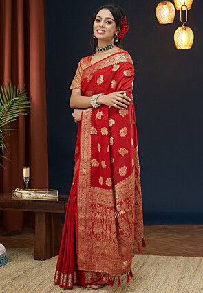 Red Wedding Sarees: Buy Latest Indian Designer Red Bridal Sarees Online ...