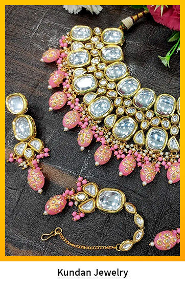 Teej 2022 Clothing: Buy Teej Festival Wear Online | Utsav Fashion